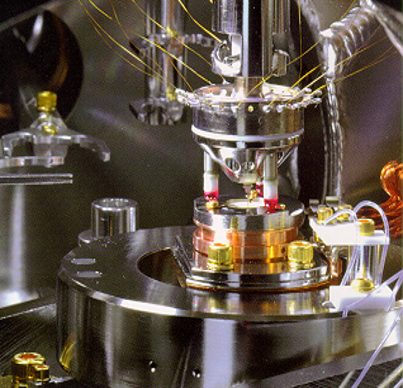 Ultra-High Vacuum Scanning Tunneling Microscope | Keck Spectral Imaging Facility